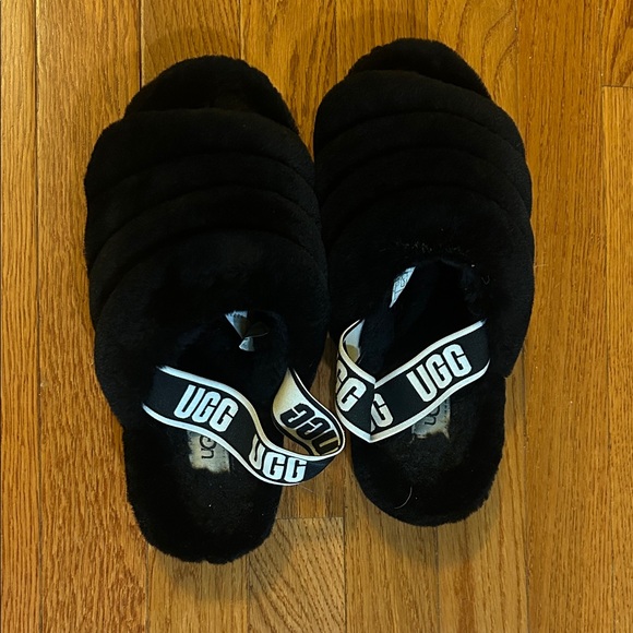 UGG | Shoes | Ugg Black Fluff Yeah Slides With Logo Strap | Poshmark